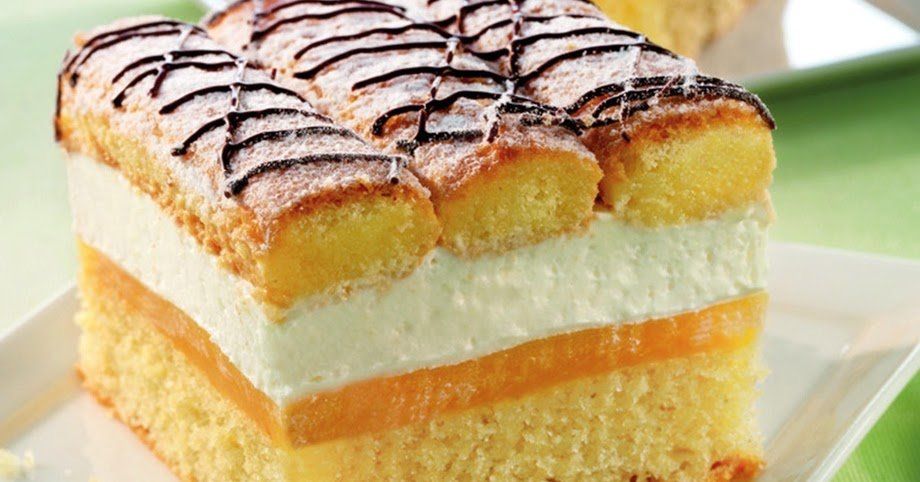 Blechkuchen mit Sahne und Biskotten - Best Rezepte
