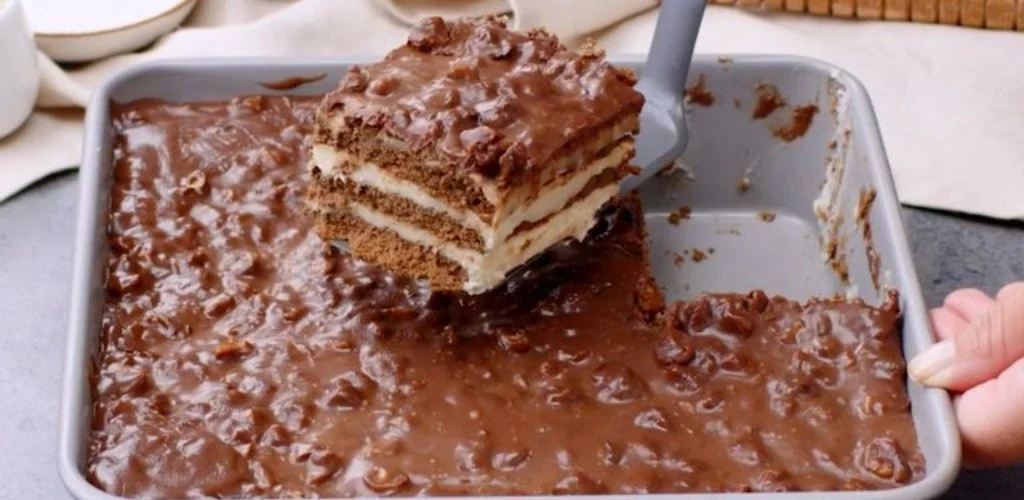 Kekskuchen mit Sahne und Schokolade lecker und ohne Kochen - Best Rezepte